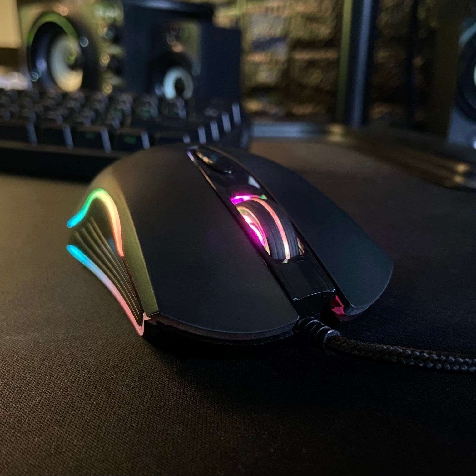 เมาส์เกมมิ่ง รุ่น Type M10 - EGA ZONE