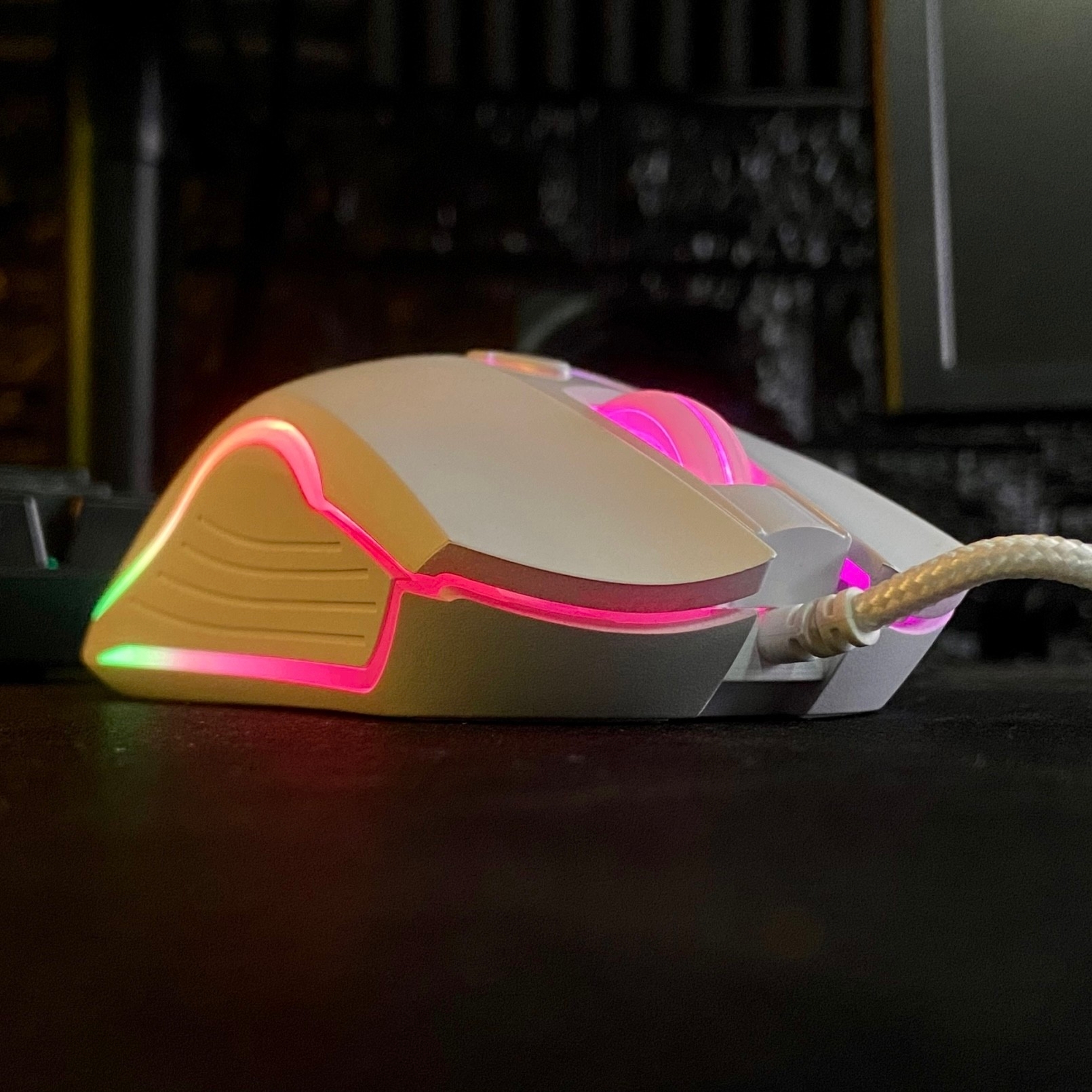 เมาส์เกมมิ่ง รุ่น Type M10 - EGA ZONE